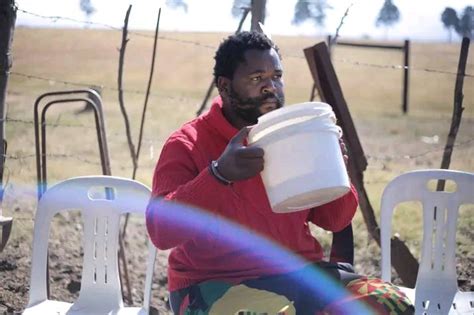 Hlomuka Ufunani Malume Ufunani Ngoba Ungimele Ibhakede