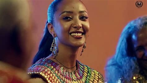 Lij Mic ልጅ ሚካኤል አለው መሰንቆ Ethiopian New Music Alew Mesenqo