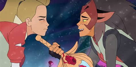 She Ra And The Princesses Of Power Go To War In Season 2 Trailer