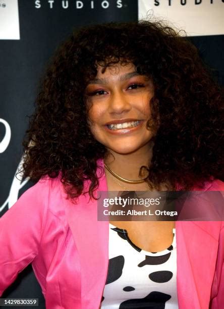 Dylan Westfield Photos And Premium High Res Pictures Getty Images