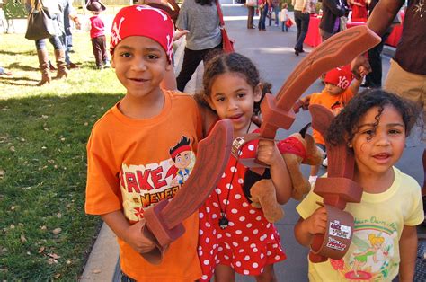 Disney Sisters Peter Pan Returns To Jake And The Never Land Pirates