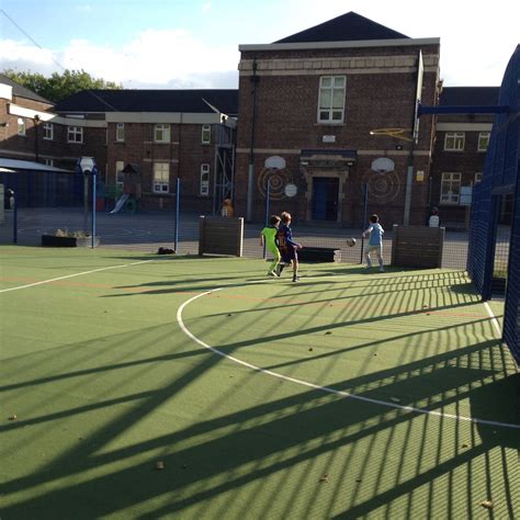 Pinehurst Primary School Home