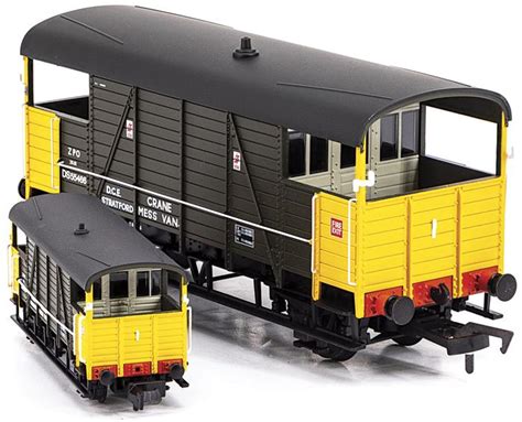 Bachmann Collectors Club Departmental Dance Hall Vans