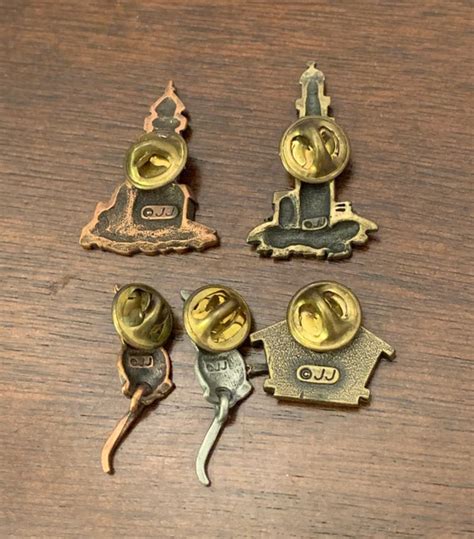 Vintage Jj Pin Lot Gem