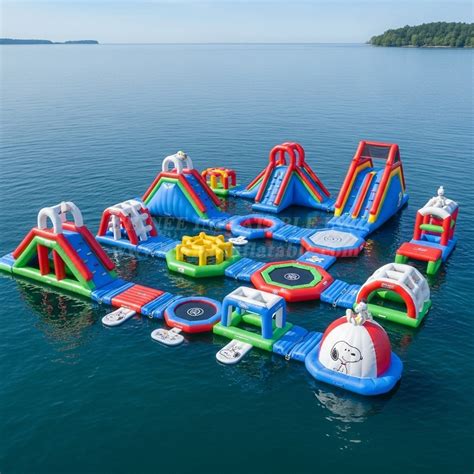 S263 Snoopy Theme Inflatable Water Park Best Professional Inflatable