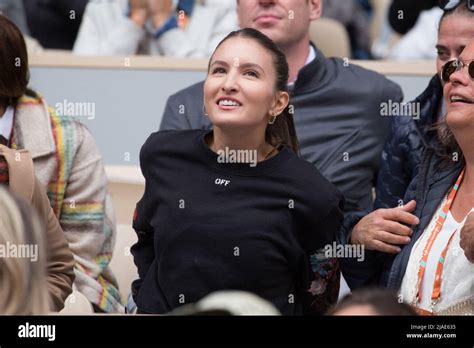 Nina Ghaibi Felix Auger Aliassimes Girlfriend In The Stands During