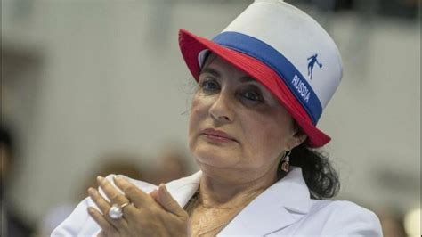 Он всю жизнь ревновал и боролся за внимание мамы Почему вырос недолюбленным сын Ирины Винер