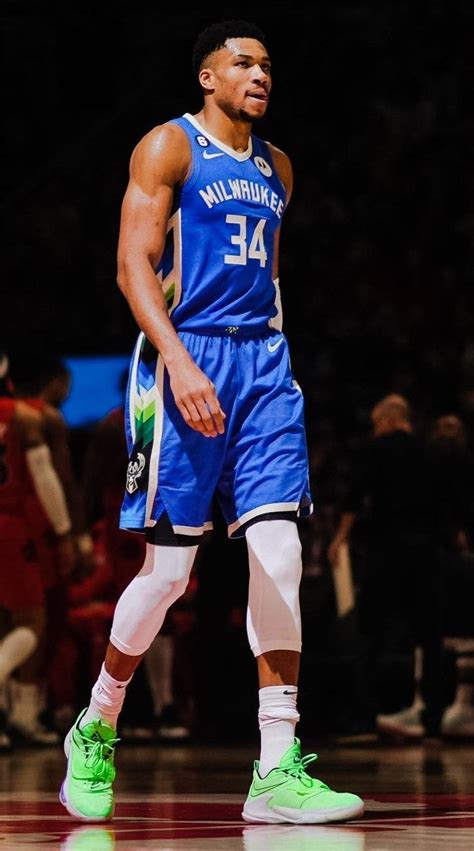 Giannis Antetokounmpo Our Pick To Win Mvp In 2023 Nba Basketball