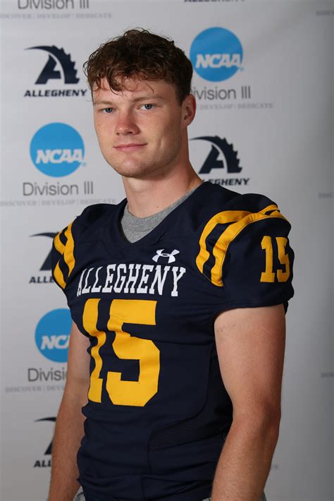 Norwin Graduate Declan Obrien Standing Out In The Crowd Among Nations