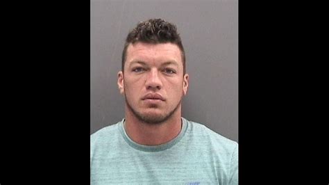 Ex Plant Qb Robert Marve Arrested On Domestic Battery Complaint