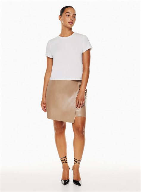 The Best White T Shirts According To Our Editors Chatelaine