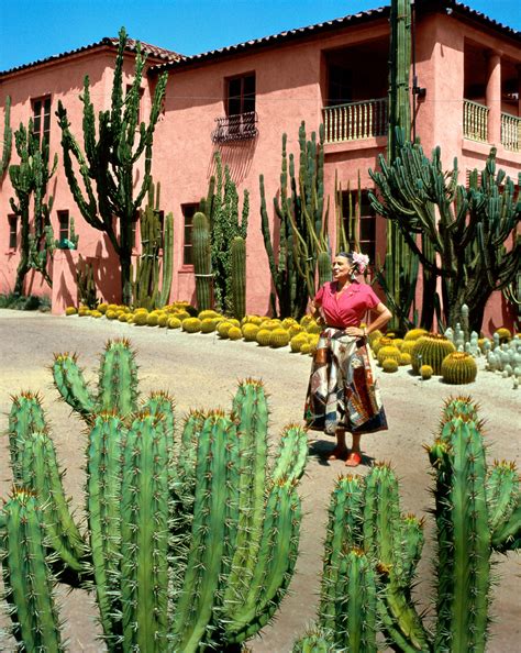All About Madame Ganna Walskas Lotusland Gardens In Montecito California