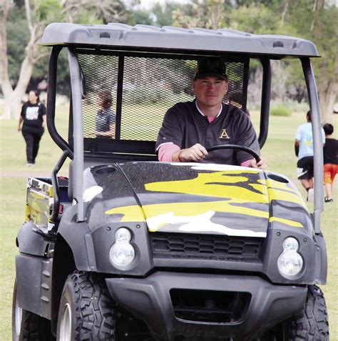 Surprise Surpise Floyd Named Region Xc Girls Coach Of The Year In 4a