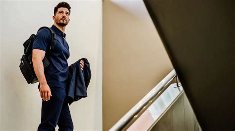 Decoding The Dress Code For Computer Engineers Shunvogue