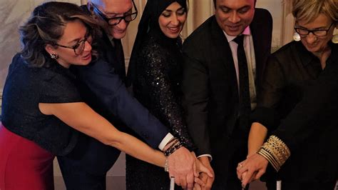 ما بعد لقاء ايطاليا، مع الأخوات الرائعات Youtube