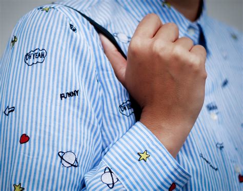 Bluse Comic Blue White Stripes Ein Zimmer Voller Bilder