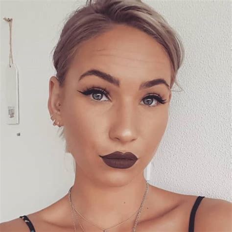 Victoria Veerkamp Fhm500