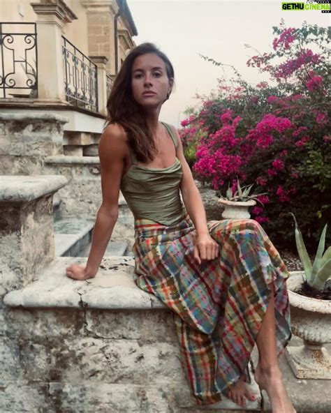 Actress Brittany Ashworth Hd Instagram Photos And Wallpapers March 2024