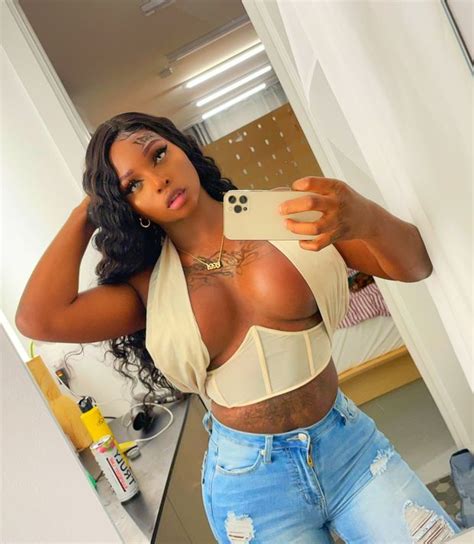 Foto De Gorgeous Lil Honey