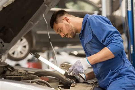 6 reasons why your car engine is knocking | Gulf Oil International