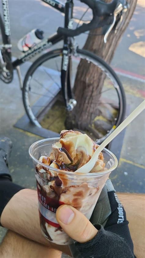 Smores Ice Cream From Nami In Phoenix Az The Worlds Best Vegan Ice