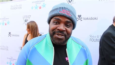 Skittish Tom Brady Could Have A Hollywood Future But Needs To Work On Comic Timing Co Star