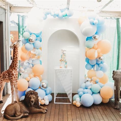 Adele Box Arch Bond Party