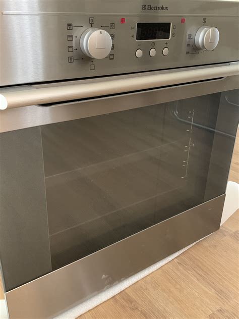 Electrolux Built In Oven Mint Condition Tv And Home Appliances