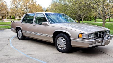 10 Luxury Cars From The 90s That Were Ahead Of Their Time