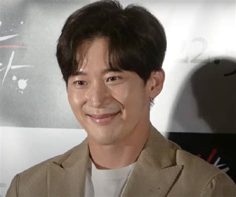 Lee Wan Tree Of Heaven