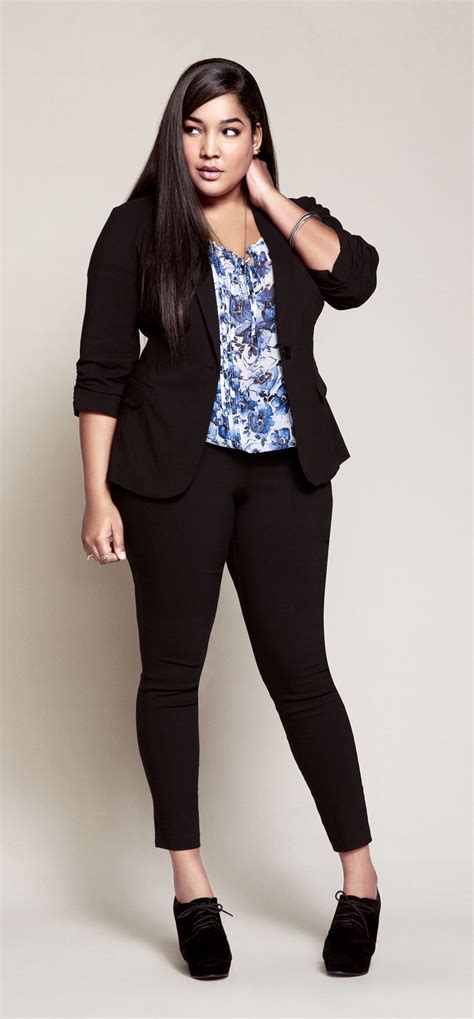 Job Interview Outfits For Plus Size Women
