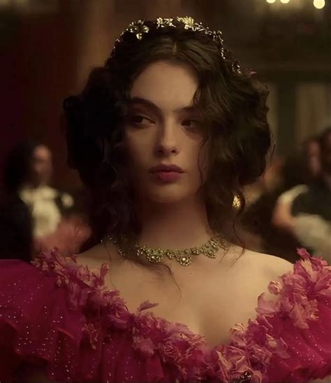 Deva Cassel Mỹ Nhân The Leopard Gây Sốt Với Vẻ Đẹp Nóng Bỏng Khí Chất Ngút Ngàn