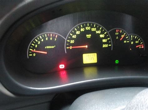 Как делается замена лампочек в приборной панели Лады Калина