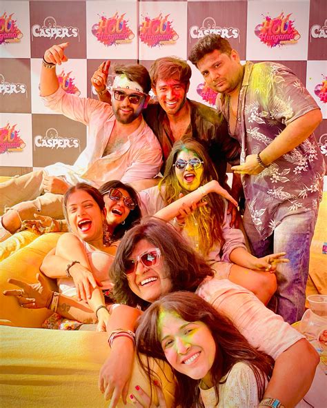 Pooja Singh Poojaasingh • Instagram Photos And Videos