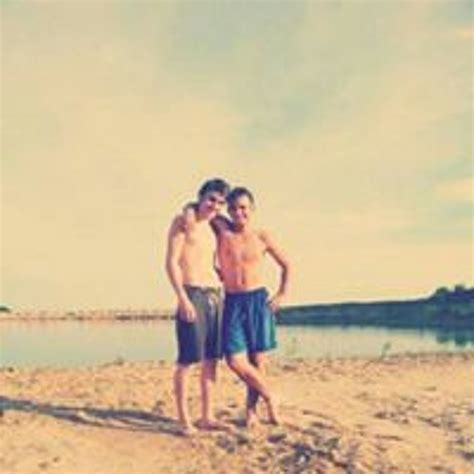 Stream Etienne Maximillian Koch Music Listen To Songs Albums