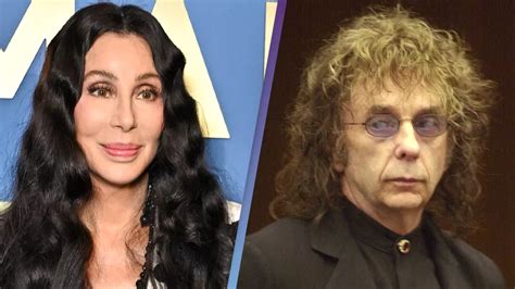 Cher Reveals What She Said To Phil Spector As He Asked For Sex When She Was A Teen News Unilad