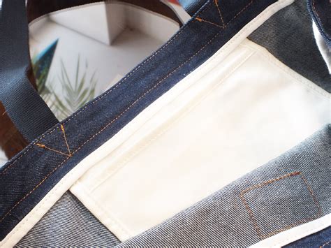 Levis Accessory The Levis Back Pocket Tote