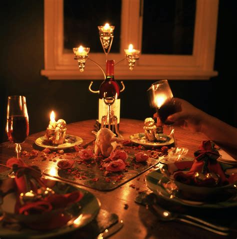 Candle Set Dinner Table At Frank Duke Blog