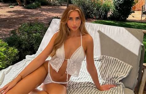 O Que Os Pais De Lily Phillips Estrela Do Onlyfans Acham Do Seu