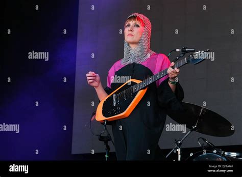 Welsh Singer Songwriter Cate Le Bon Born Cate Timothy On 4 March 1983 Performs Live On The