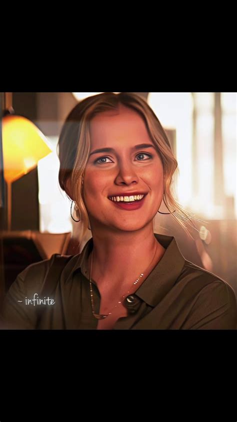 Himanshu Kitty De Armas 🎀😻 Anadearmas Hellokitty Trend