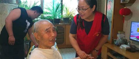 【先进人物】河南省优秀志愿者：胡焕霞服务