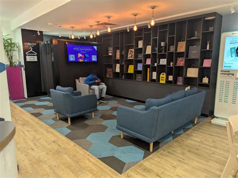 Trinity Leeds Guest Services Accessable