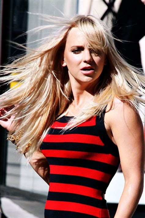 Anna Faris Wallpapers Top Free Anna Faris Backgrounds Wallpaperaccess