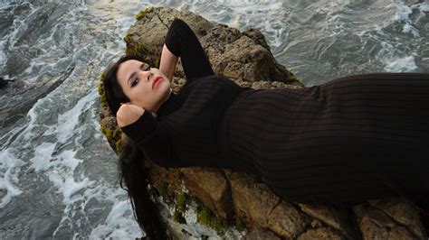 Sofia Kourtesis Shares New Song “madres” Listen Pitchfork