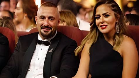 زوجة أحمد السقا وشقيقها وجهاً لوجه في المحكمة خلافات على الميراث