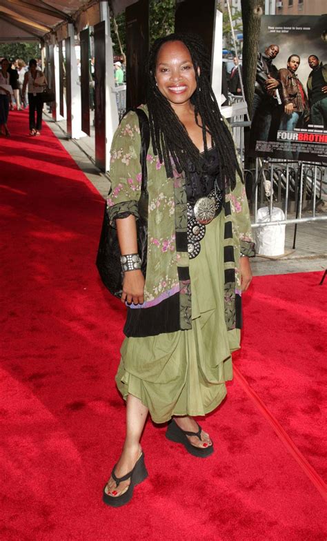 Tina Andrewss Feet