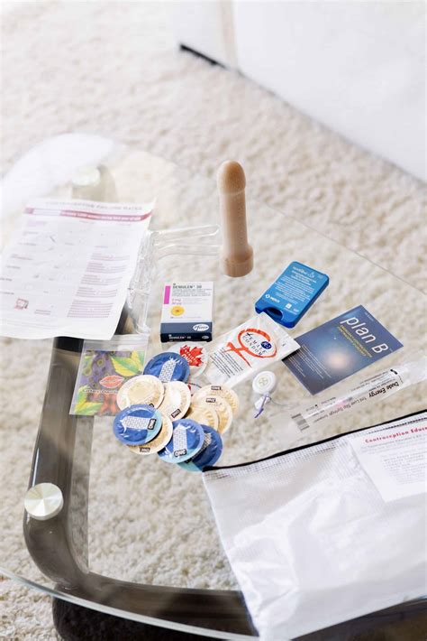 Educators Contraception And Safer Sex Teaching Kit