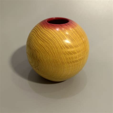 Dyed Ash Hollow Form American Association Of Woodturners