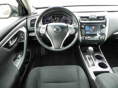 2014 Nissan Altima Interior Review Aaron On Autos